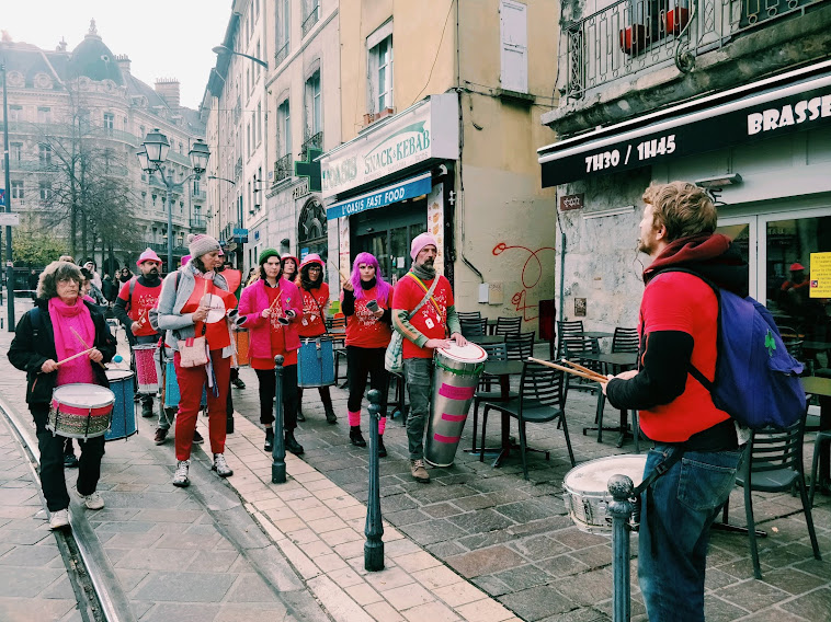 Déambulation de rue : Grenoble annonce le festival migrant’Scène 2023 - Festival Migrantscene
